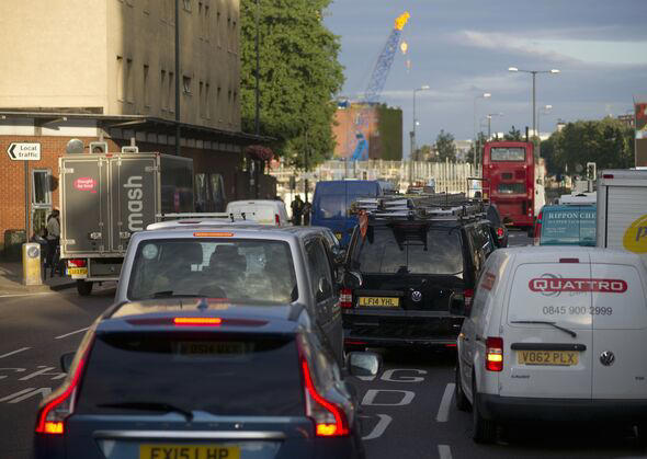 Drivers issued '£120 fines' warning after visits to 5 UK cities - full list