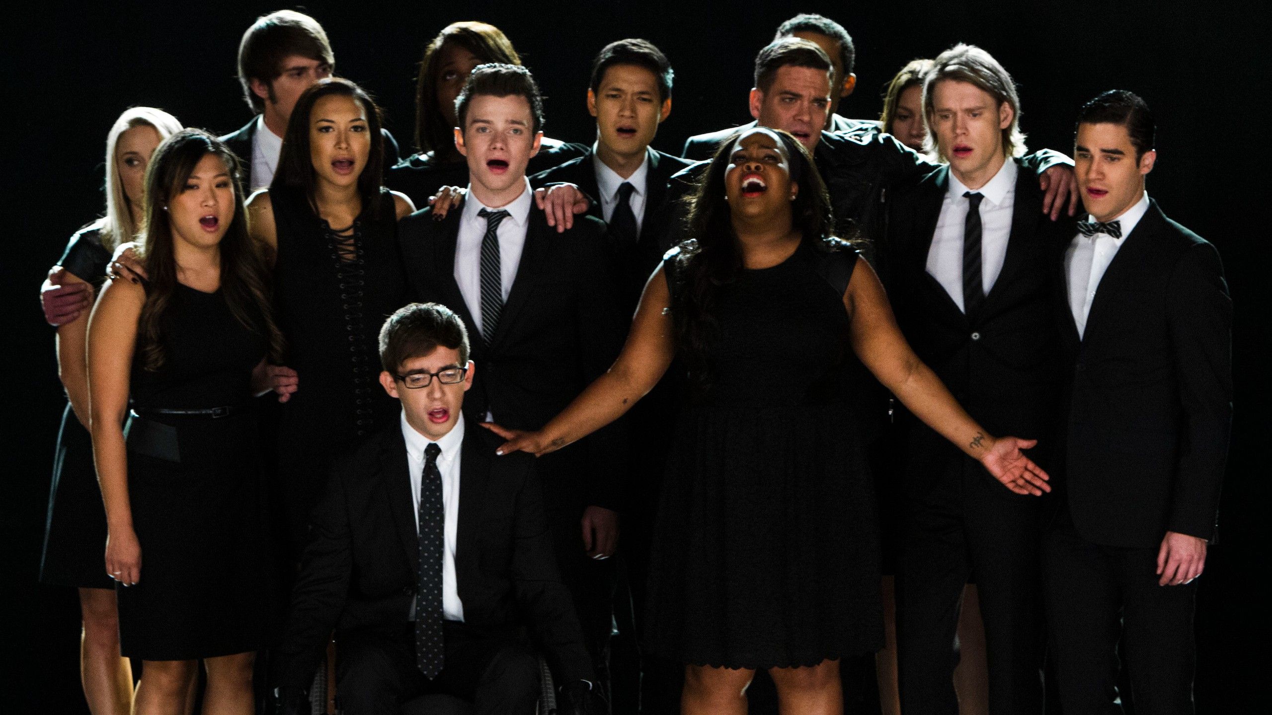 Every actor in the Glee cast who passed away
