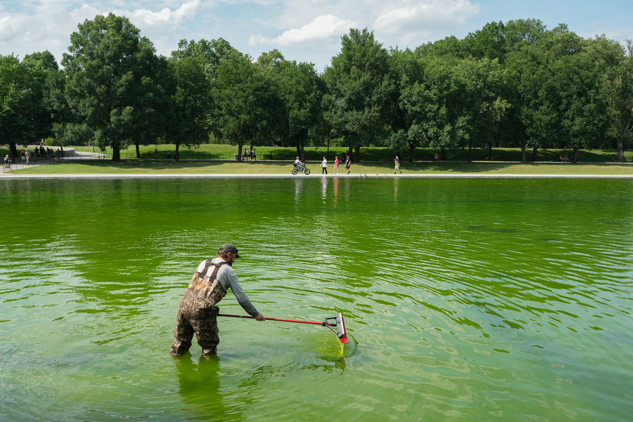4 problems with manually pouring hydrogen peroxide into green ...