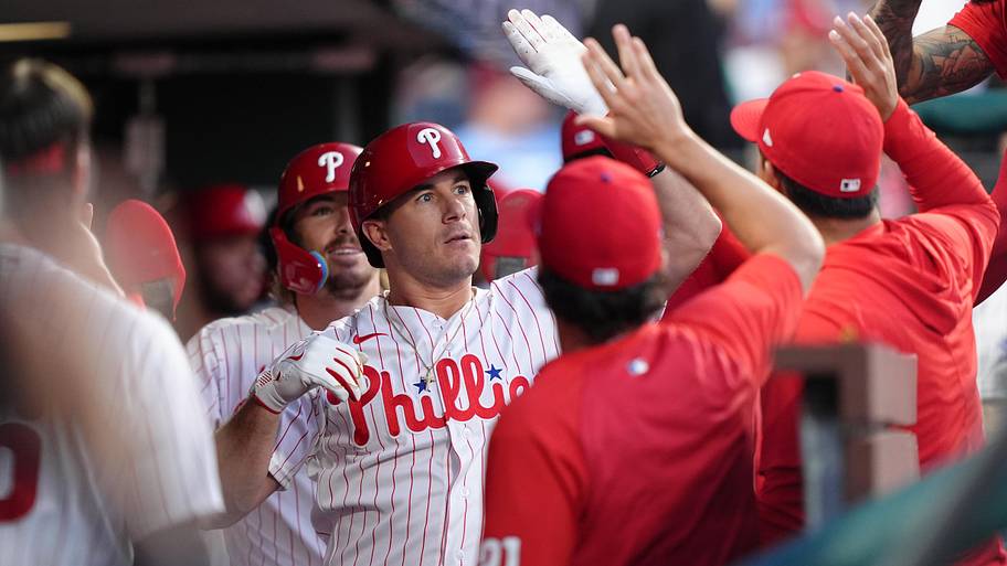 Phillies oddly hold steady in MLB power rankings despite winning week