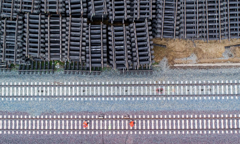 Verkehrsministerium drängt auf mehr Geld für Neubau bei Bahn