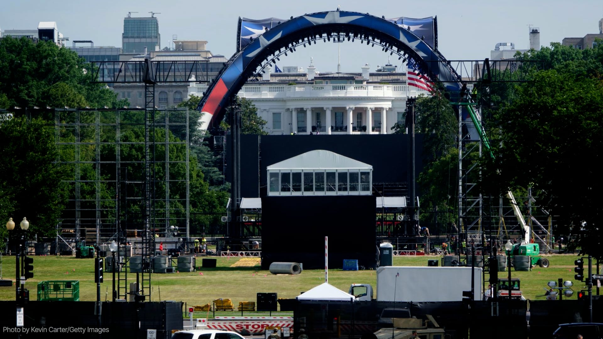 5 arrested over drone attack plot at White House UFC event