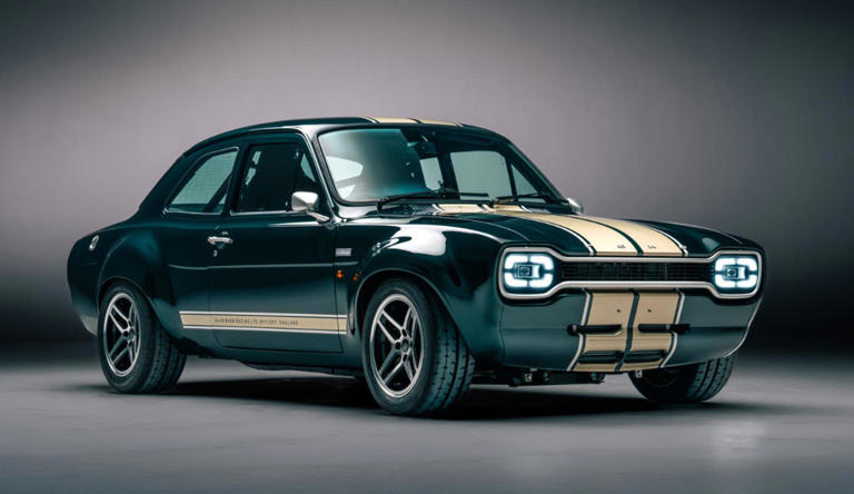 Ford officially revives the Escort RS with a stunning modern ...