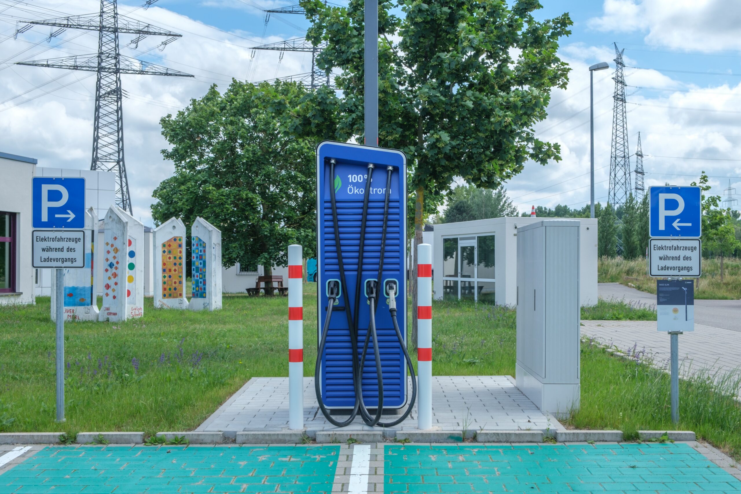 America has 80,000 EV charging stations