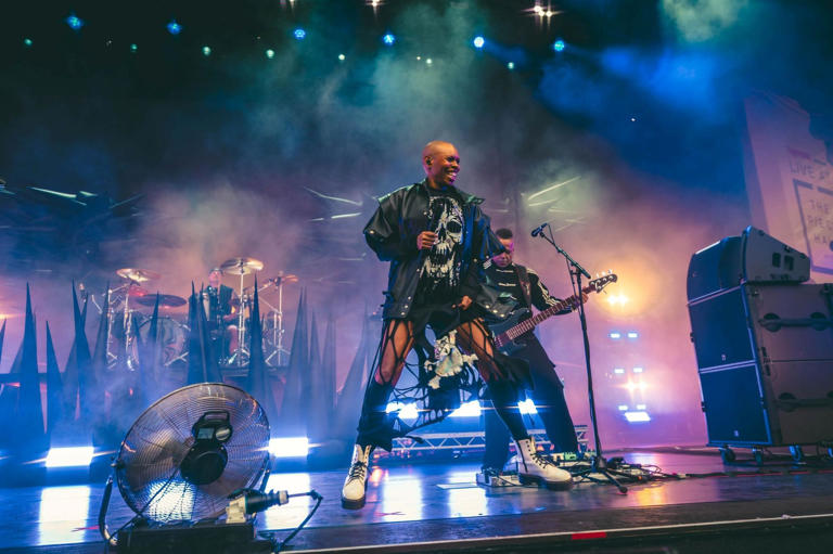 Piece Hall gigs: Photos as Garbage and Skunk Anansie rock Halifax's ...