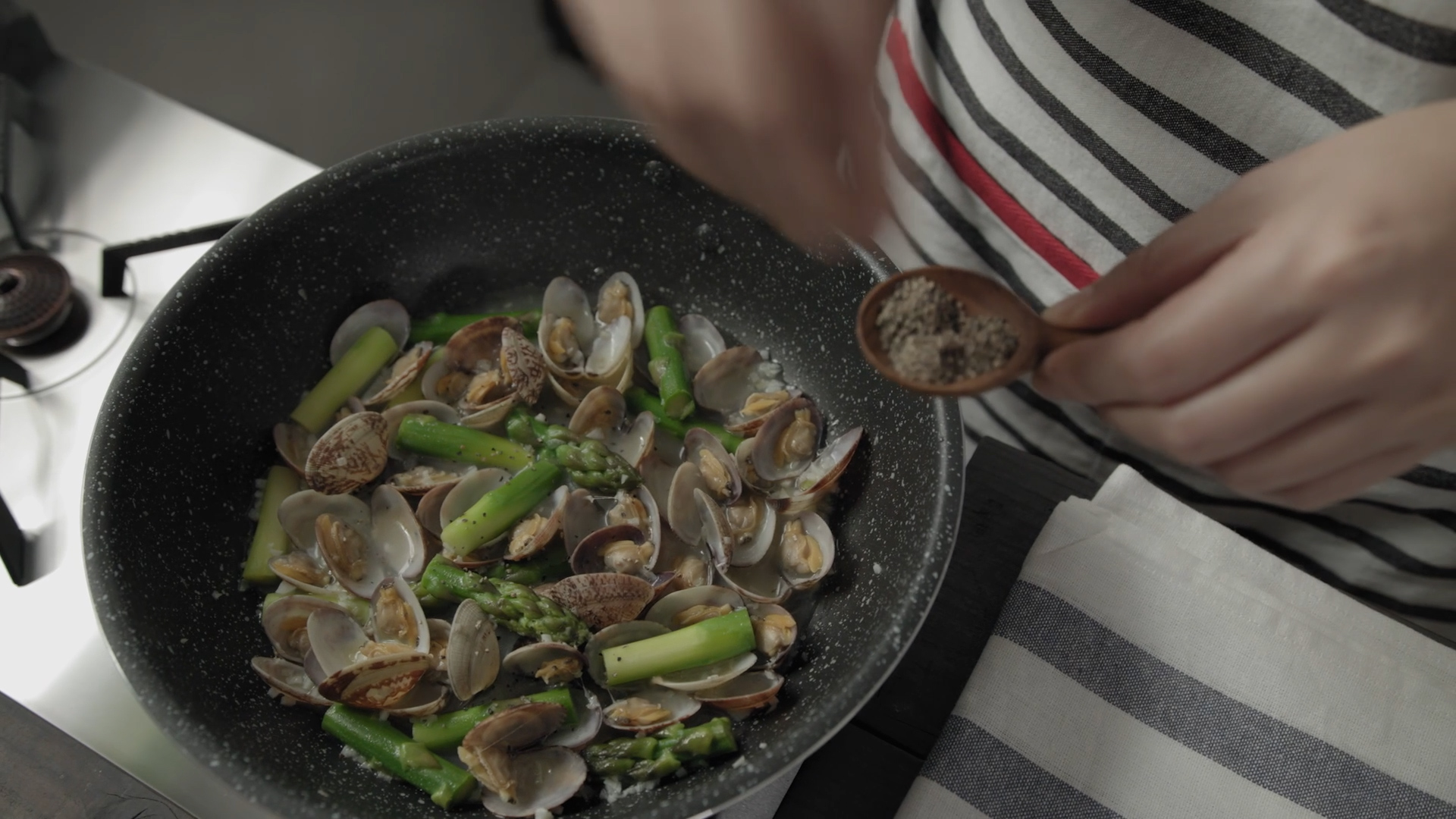 Boiled asari clam and asparagus 101 easy Japanese recipes