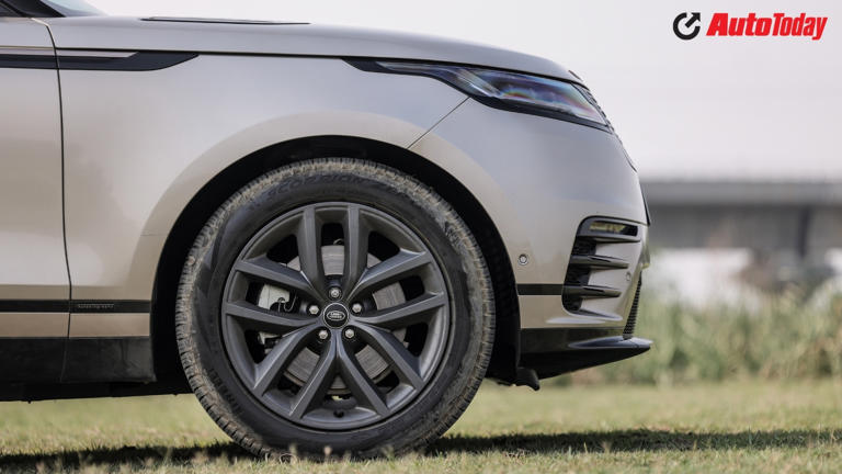 Range Rover Velar Autobiography review, first drive: The most complete ...