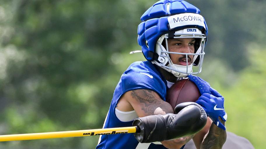 Colts' rookie RB receives early praise from Jonathan Taylor