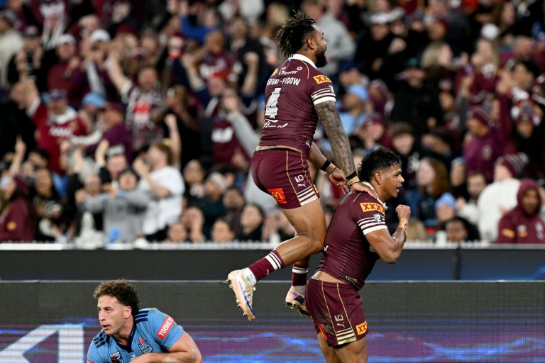 Queensland force State of Origin decider after rampant win