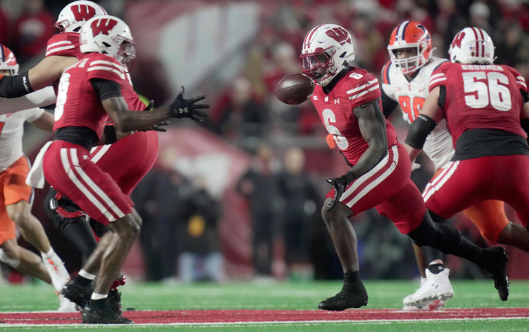 What to know about Wisconsin football in 2026