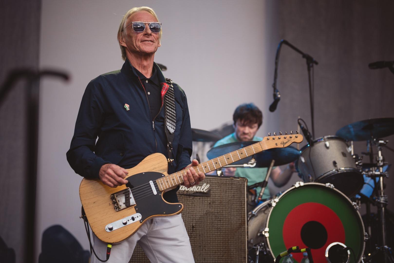 Halifax optician's delight as Paul Weller and Steve Cradock wear her ...