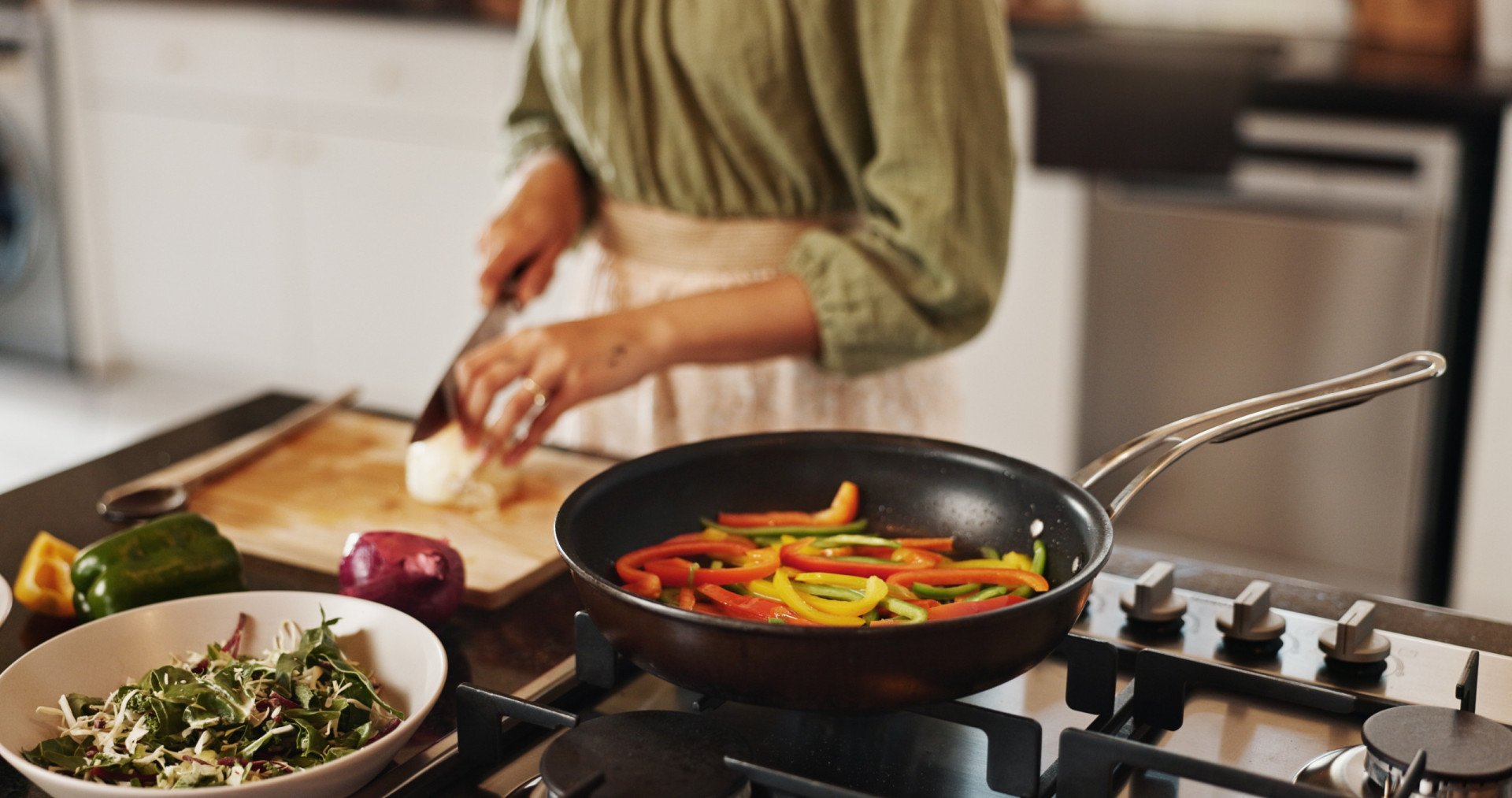 How modern life is reshaping home cooking