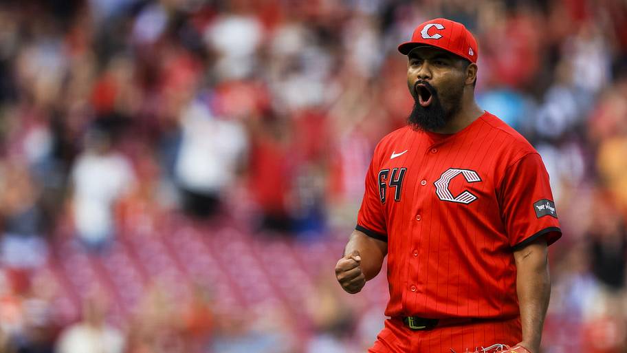 Tony Santillan speaks on growing confidence after solid outing in Reds ...