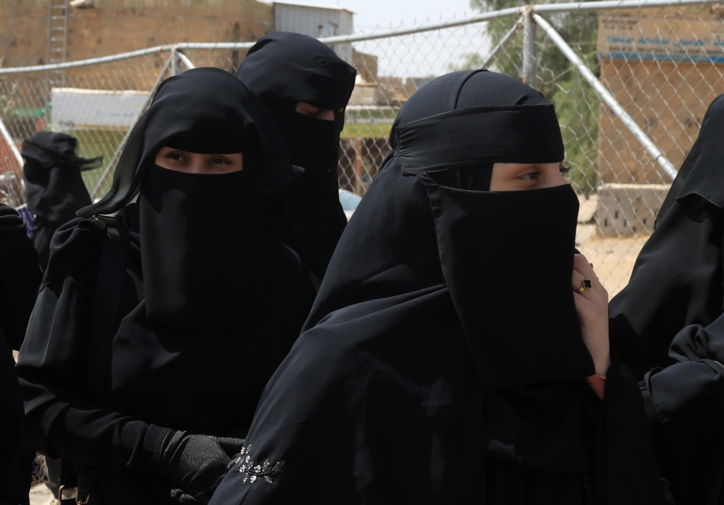 Lega Molise, vietare burqa o niqab in uffici pubblici, 'scelta di legalità'