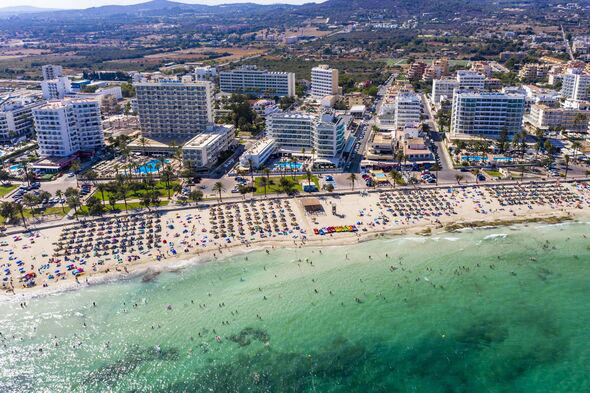 Humiliation for Majorca tourist-haters as £3.40 tax has ‘no effect ...