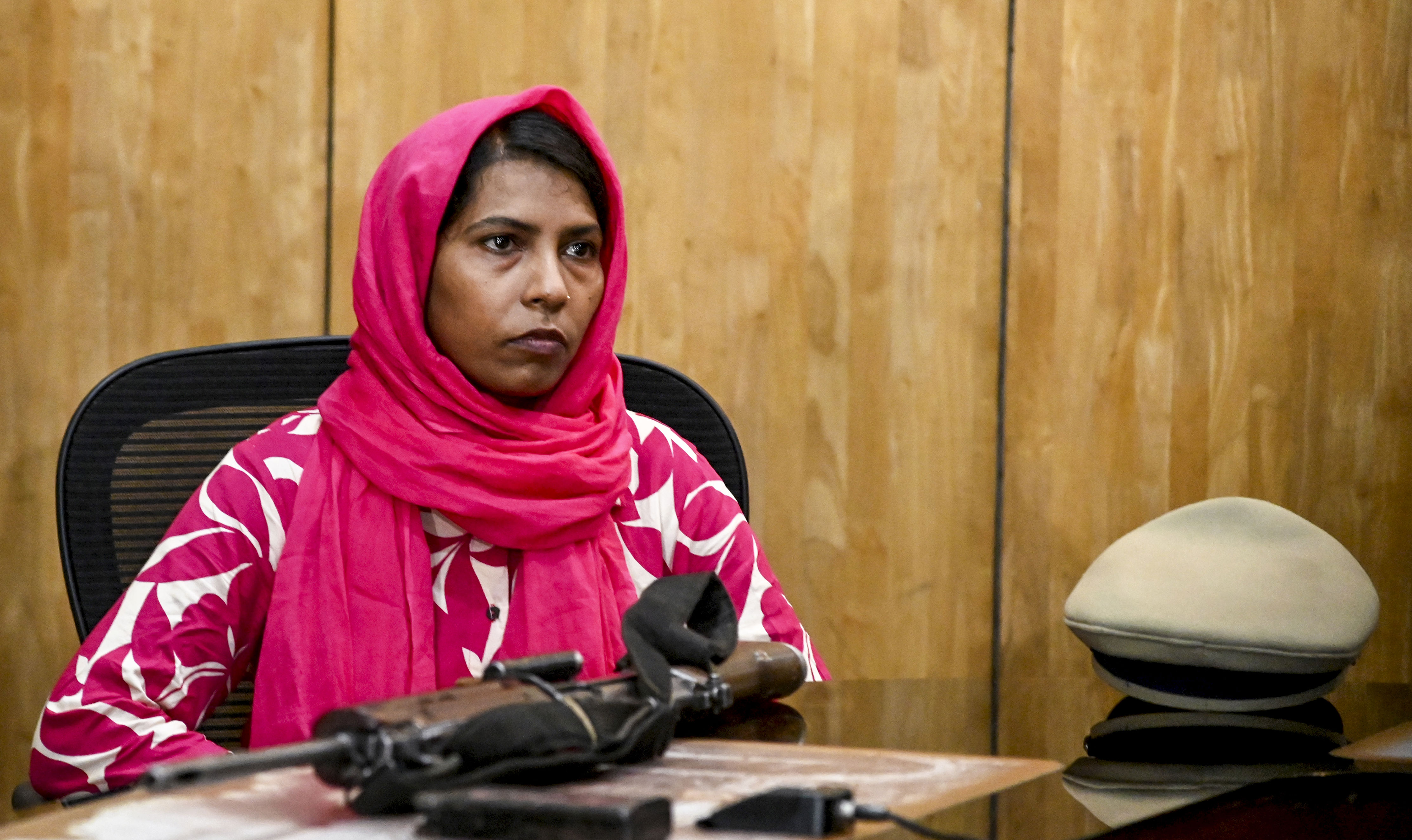 Woman Maoist leader carrying Rs 10 lakh reward surrenders before ...