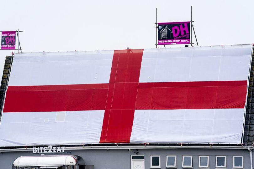 Plymouth pub goes viral with jaw-dropping 50ft England flag ahead of ...