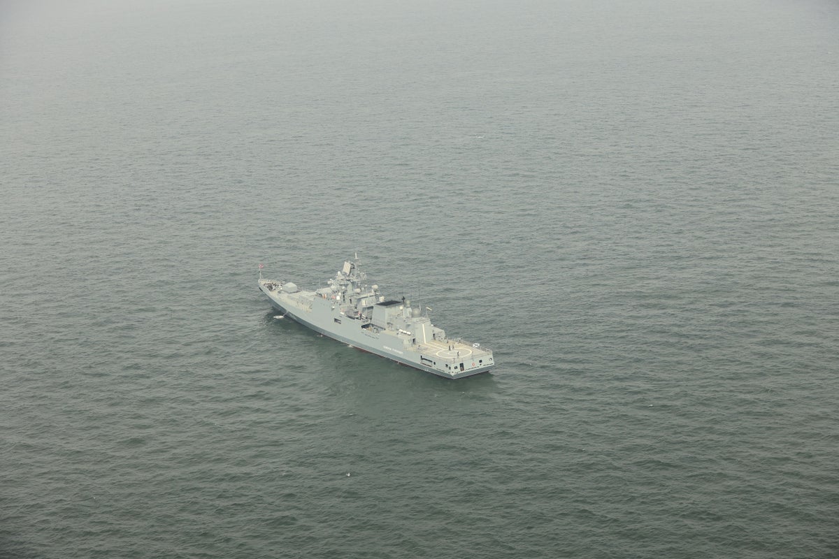 Starmer says Russian warship 'reckless' to fire shots near yacht