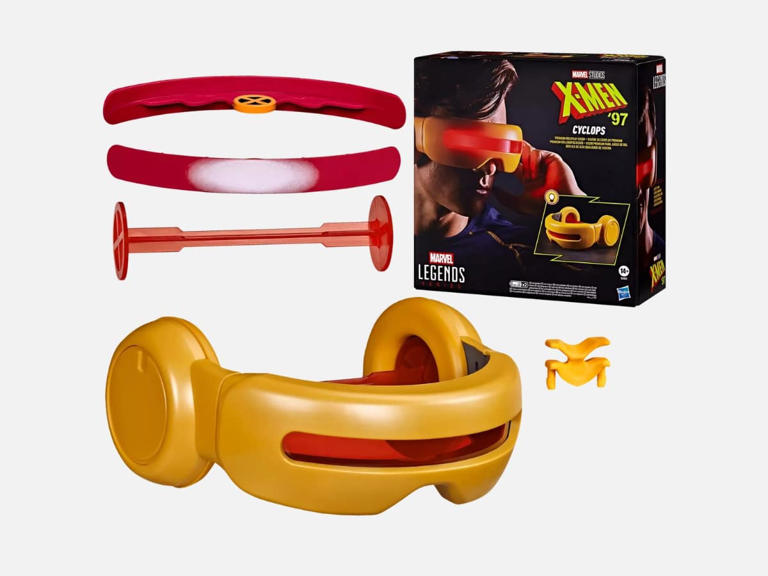 Hasbro’s light-up Cyclops visor lets you live your X-Men fantasy