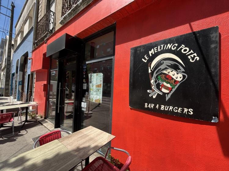 Avant la fermeture du bar à burgers le Melting Potes à Nantes, les ...