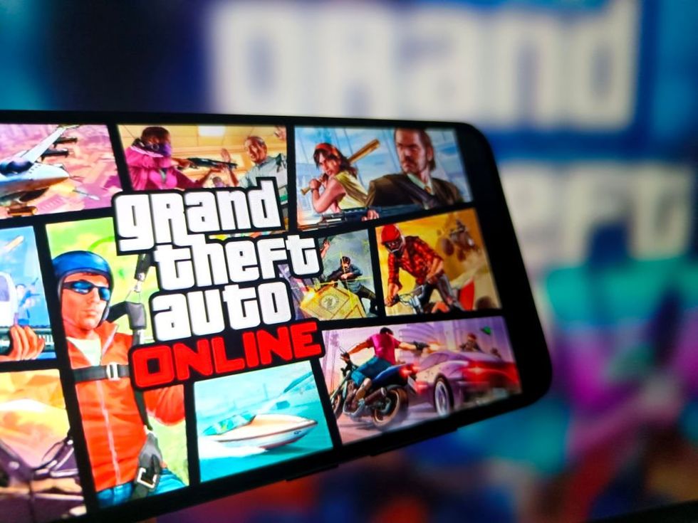 Civil servants played Grand Theft Auto during work hours at taxpayers ...