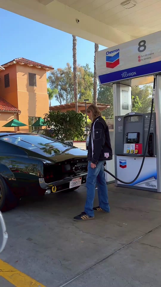 1967 Ruffian Mustang burns rubber @ruffiancars #mustang #fordmustang
