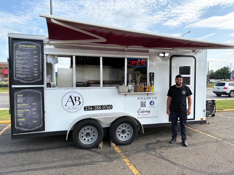 Mexican-style smash burgers now at Alex Bistro | Local flavor on wheels
