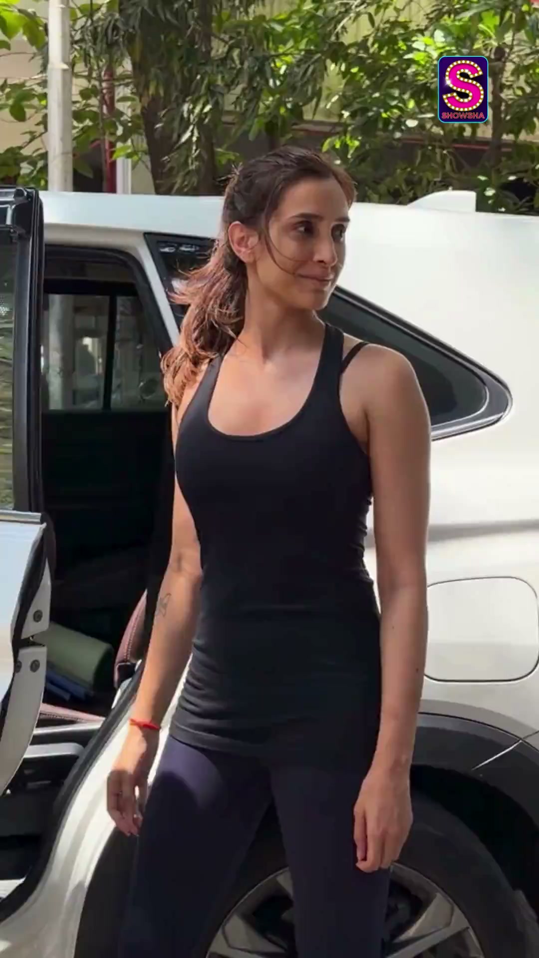 Pragya Kapoor snapped post-gym in Bandra!