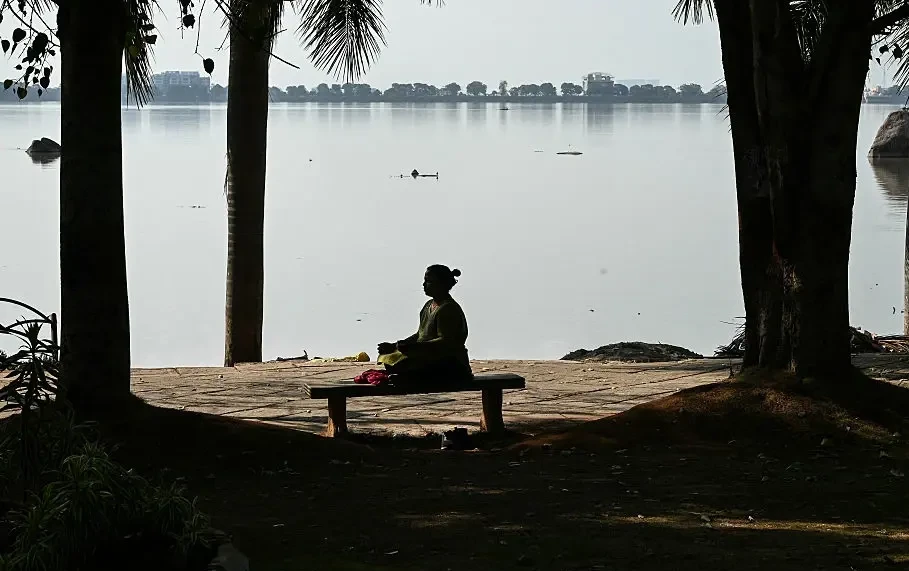 Simple daily habits to find your calm