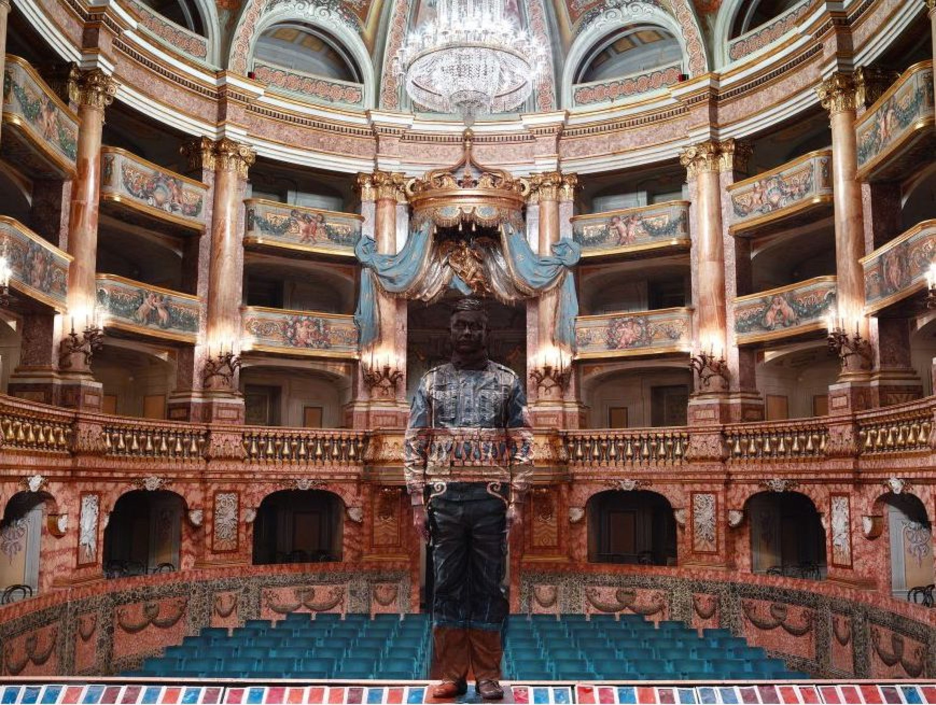 Il body painting di Liu Bolin a Selinunte con una performance aperta al ...