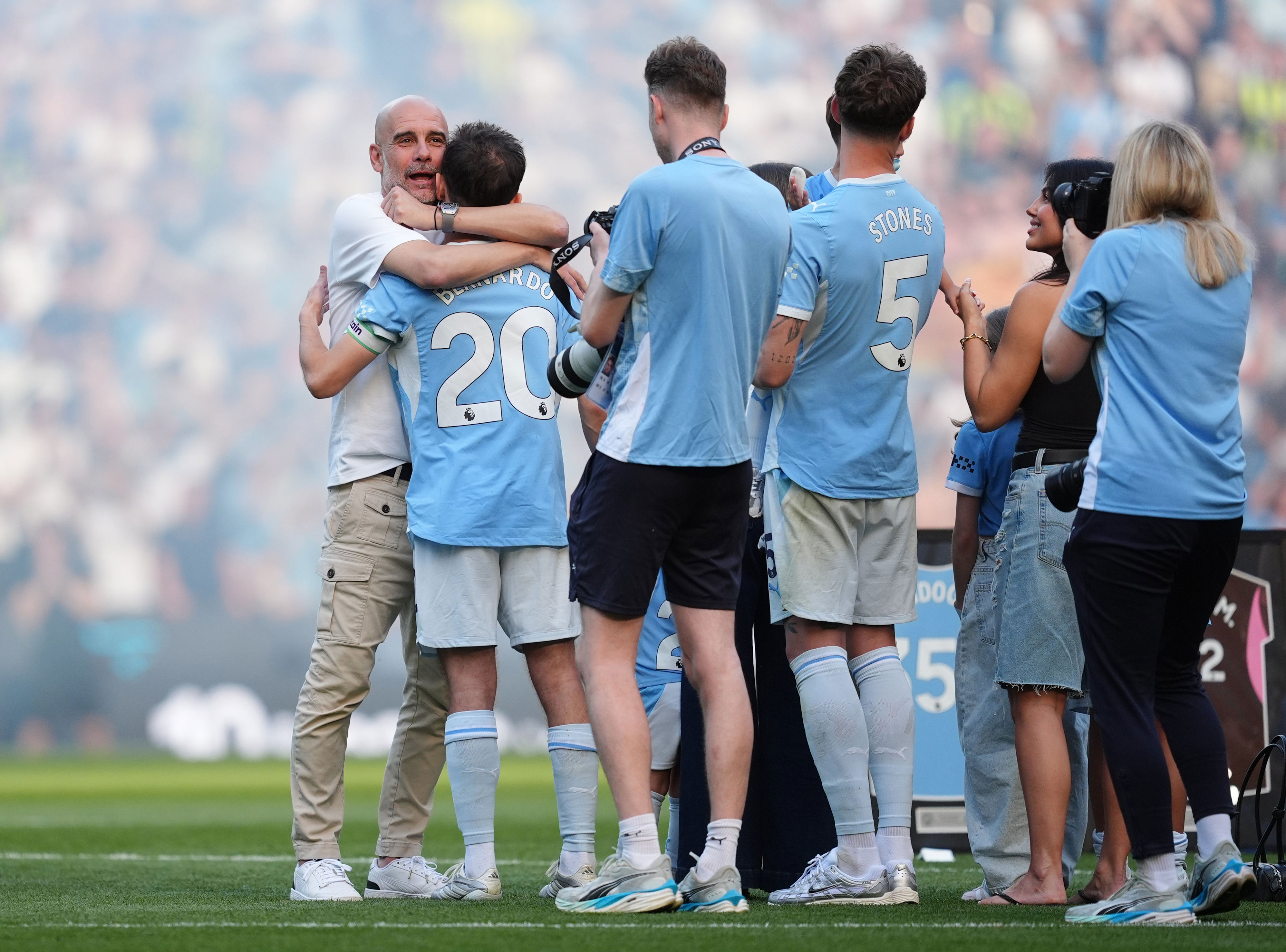 Bernardo Silva seals move to European rival after leaving Man City