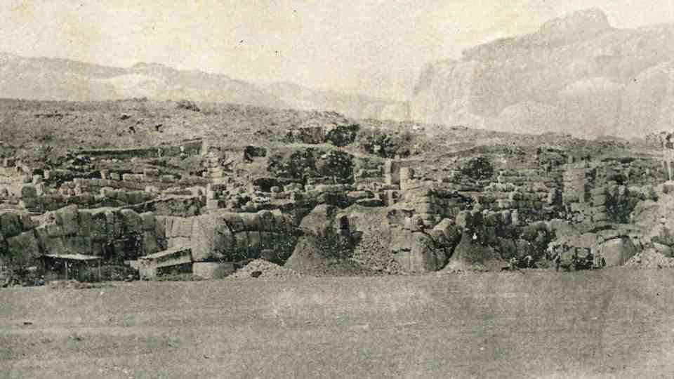 47,000 litres of water inside Sacsayhuaman's central tower