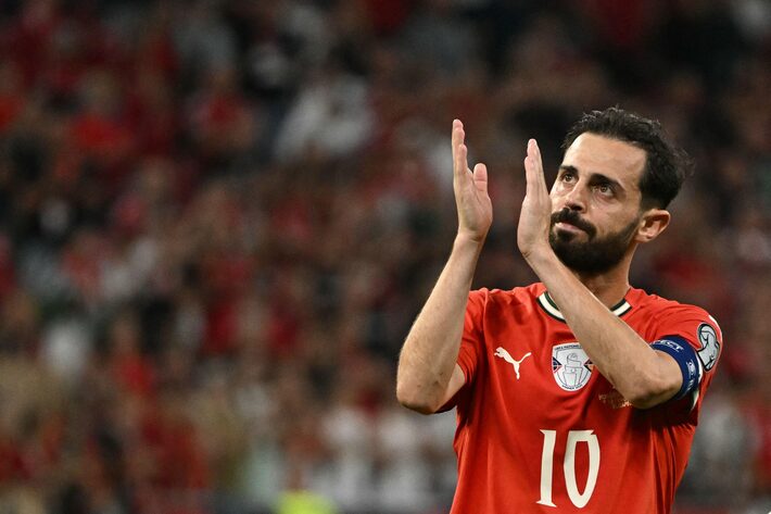 Real Madrid dá chapéu no Barcelona e anuncia Bernardo Silva, ex ...