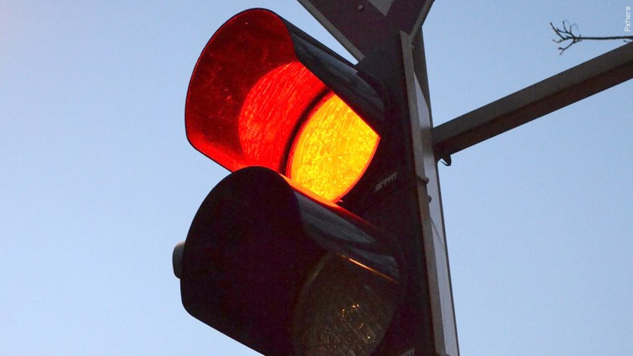 Newtown Pike reopens, brief closures to occur to replace dark traffic ...