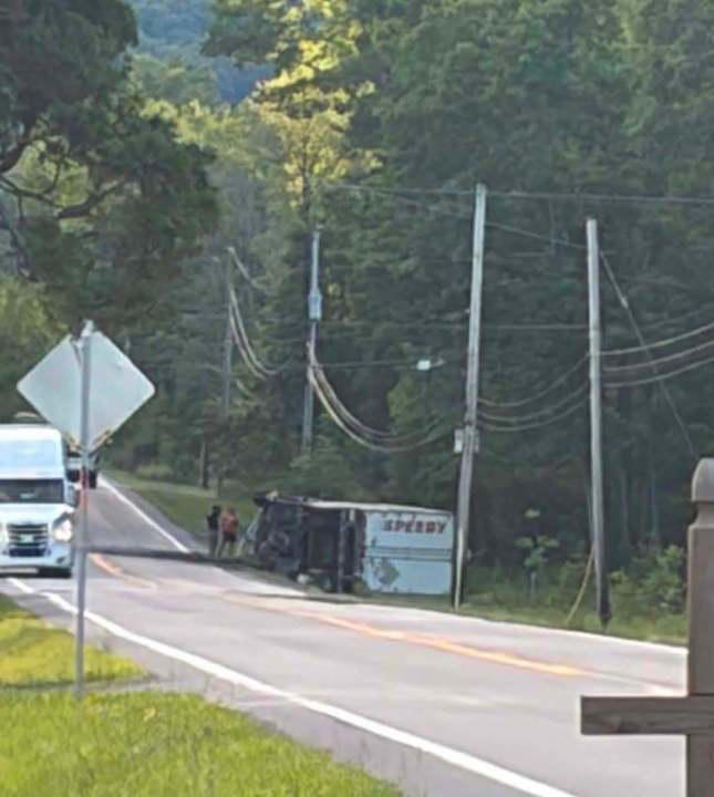 Crews respond to rollover crash in Blair County