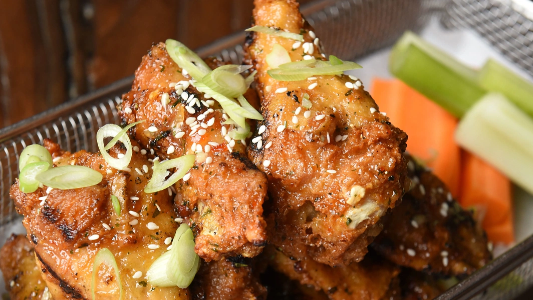 7 top-ranked chicken wing spots in 2026