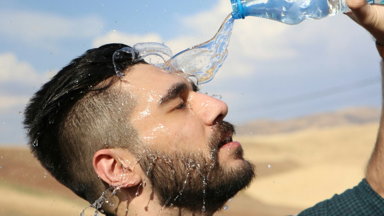 5 quiet signs of dehydration to catch before the heat turns dangerous