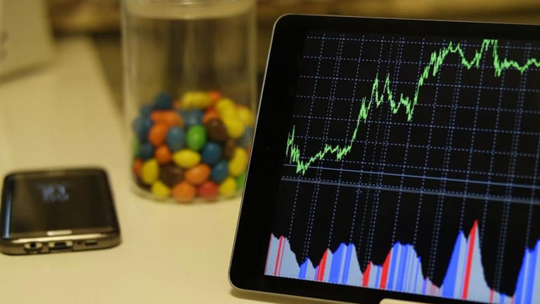 Genius Group is shrinking its share count — here's what investors need ...