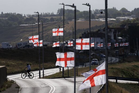 England St George's flag rules as new ban update issued - £2,500 fine ...