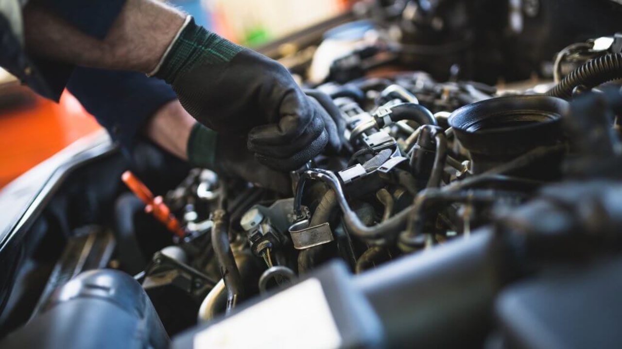 I’m a mechanic: 3 signs it’s time to replace your car