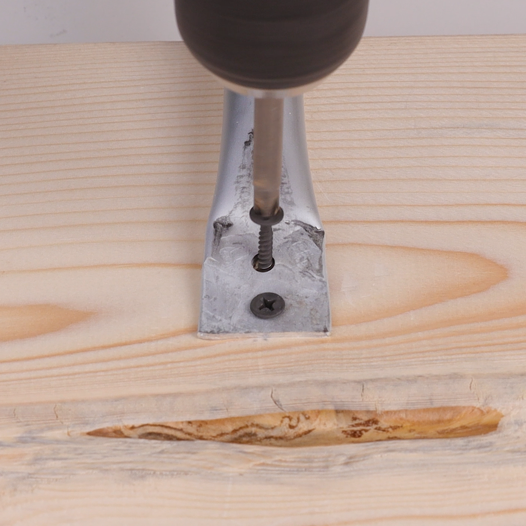 Secure your DIY projects with this metal bracket trick