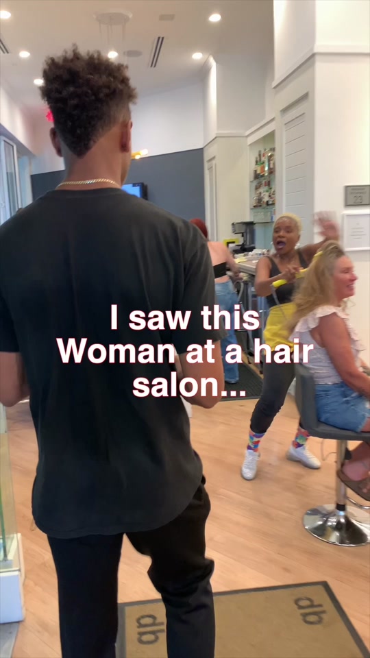 This woman’s energy was on a different level #hairsalonlife #videogra...