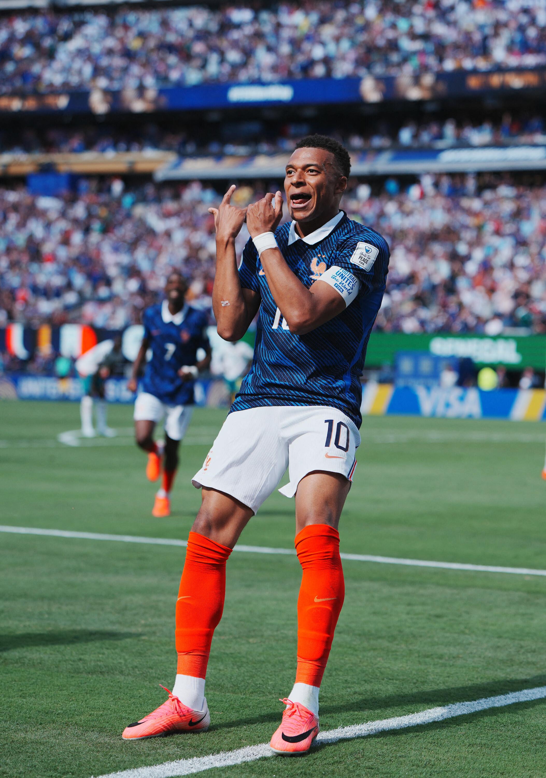 Pourquoi Kylian Mbappé a célébré son premier but de la Coupe du monde ...
