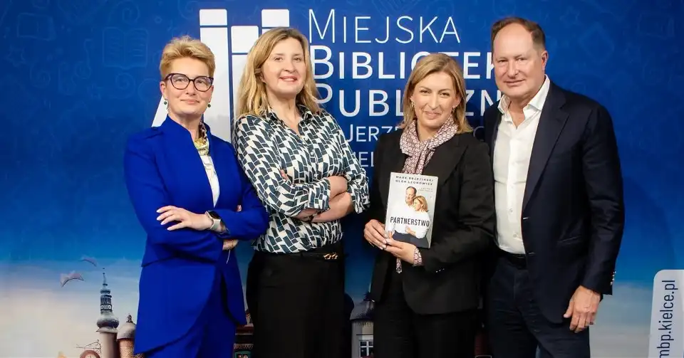 Mark Brzeziński, były ambasador Stanów Zjednoczonych w Polsce, i jego ...