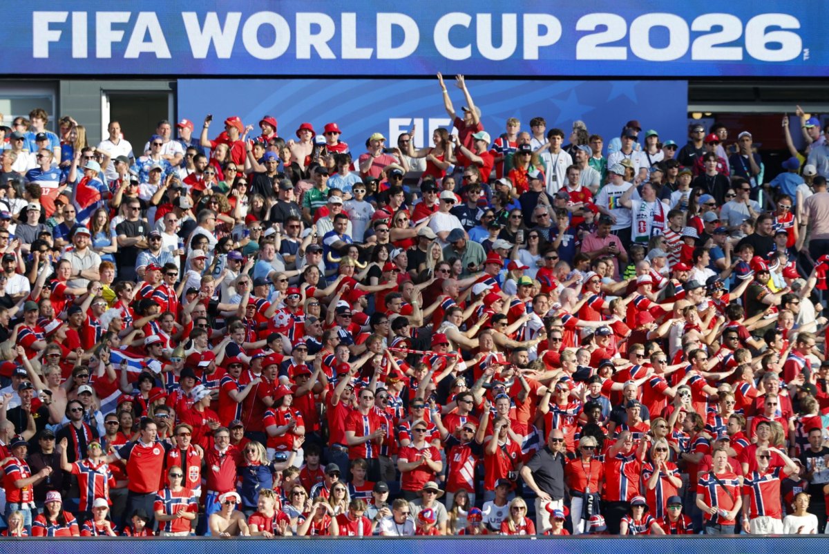 Fans break World Cup attendance record with four-game crowd of 281,223