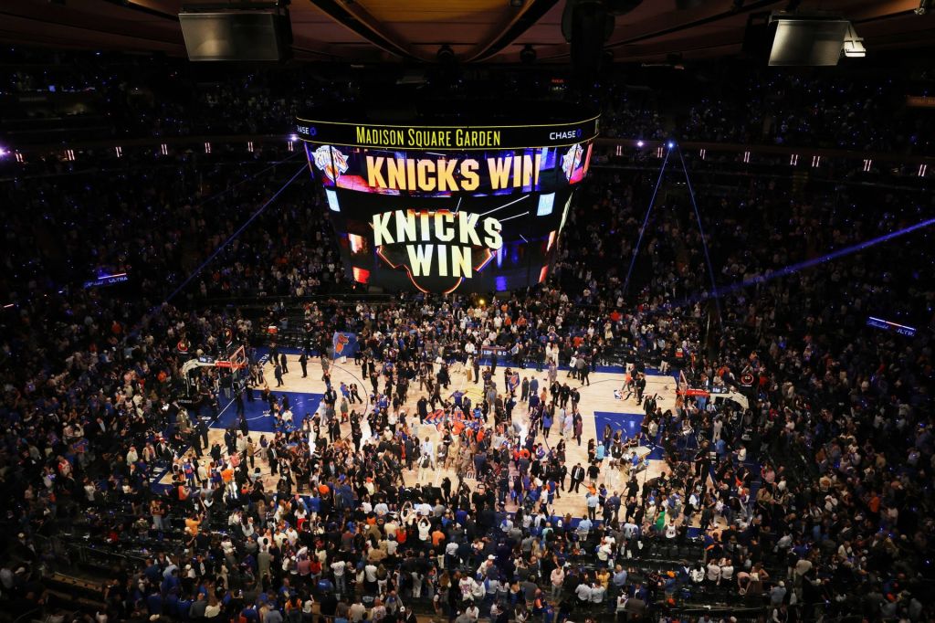 Madison Square Garden hit with class action lawsuit over apparent data ...