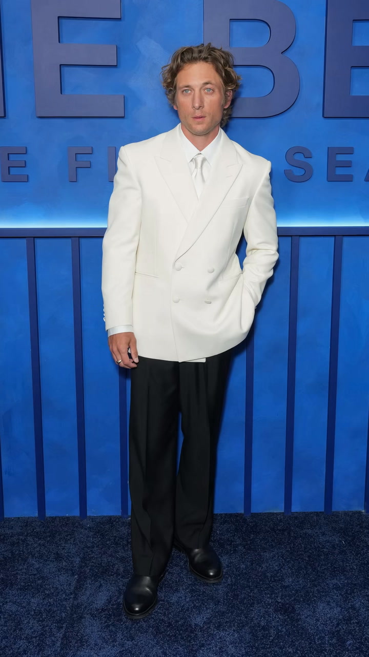 All white on the night: Jeremy Allen White at 'The Bear' premiere