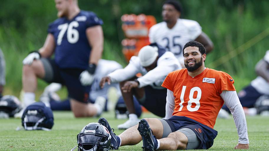 Bears legend Mike Singletary says Caleb Williams is 'not far behind ...