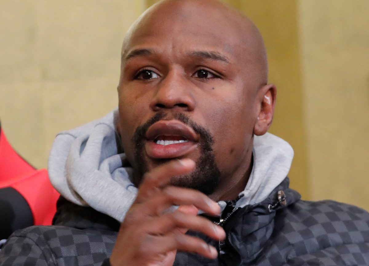 Floyd Mayweather Jr. faces charges over check for $200,000 watch