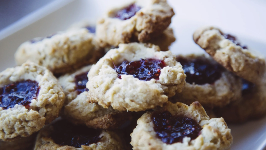 4 delicious variations of thumbprint cookies
